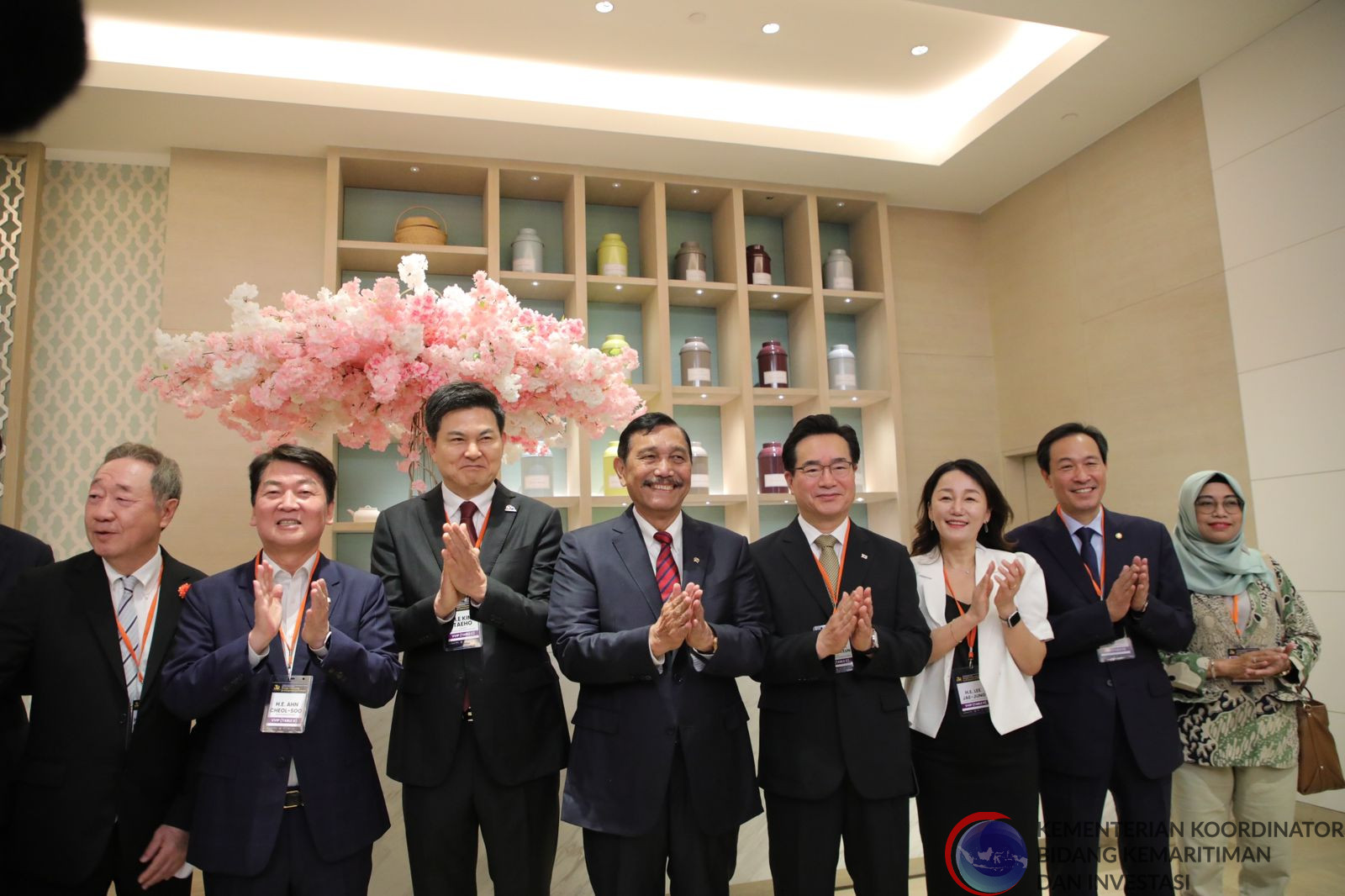 Menko Marves Bertemu dengan Korean Business Men di Hotel Fairmont